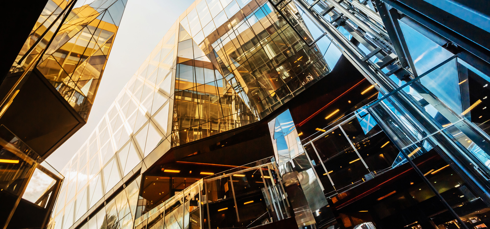 Real Capital London | Real Capital London LLP